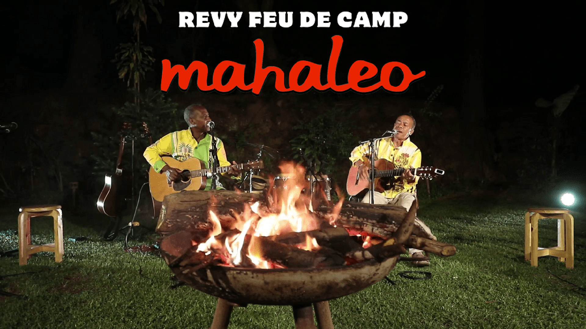 Revy Feu de Camp Mahaleo - Sehatra.com